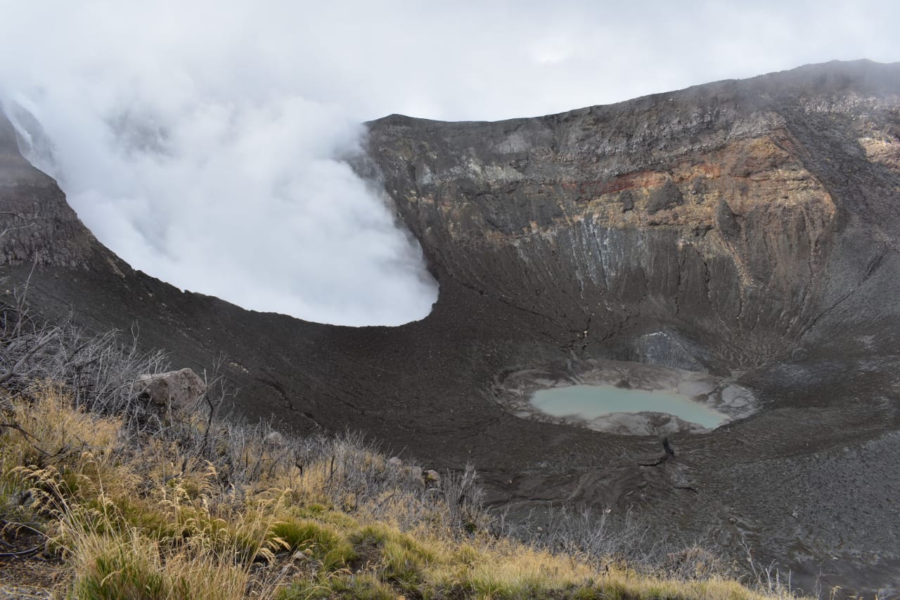 Visita al Parque Nacional Volcán Turrialba Costa Rica - Viajeros Ocultos