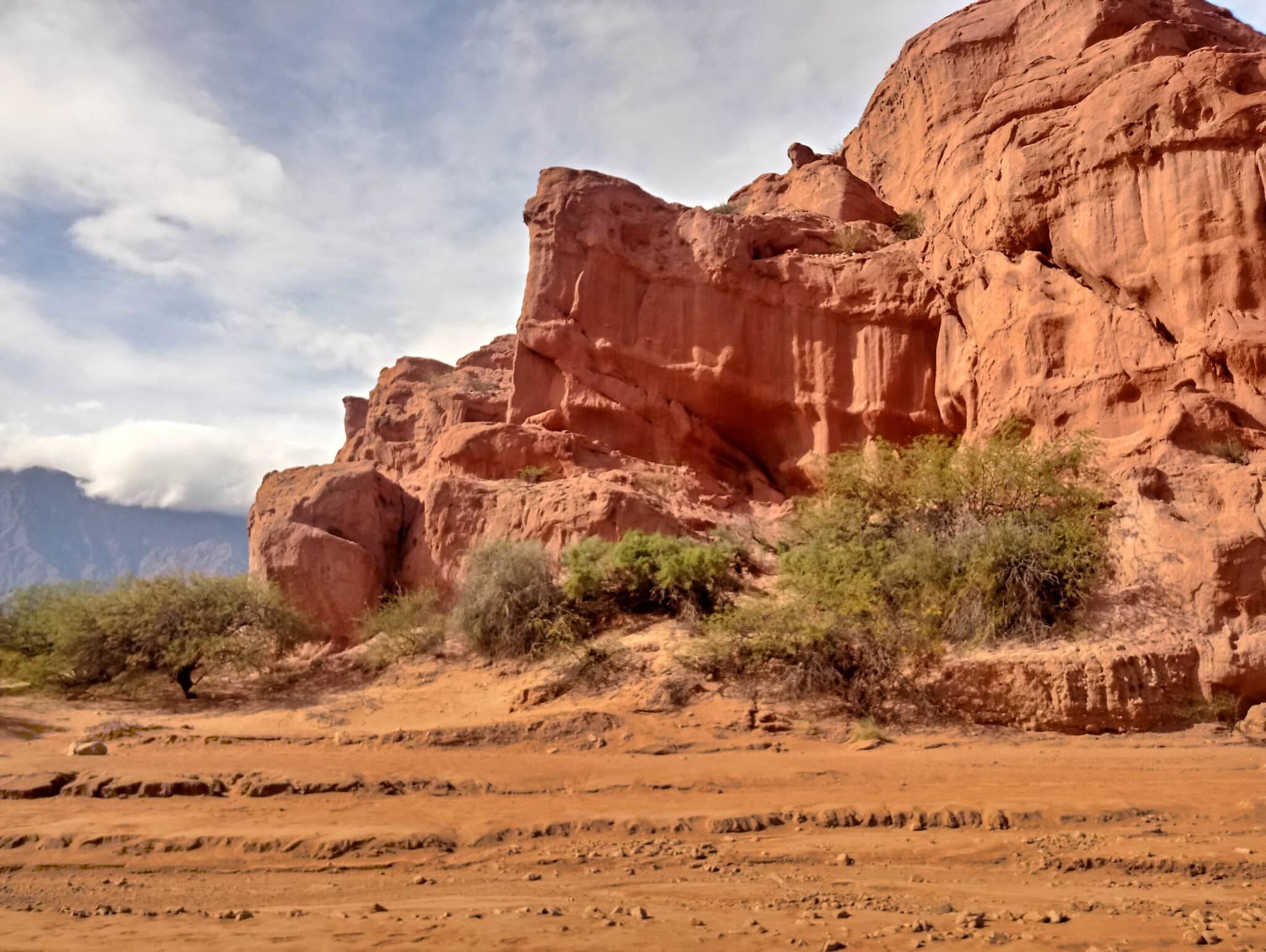 Descubre Salta y sus paisajes, Argentina - Viajeros Ocultos