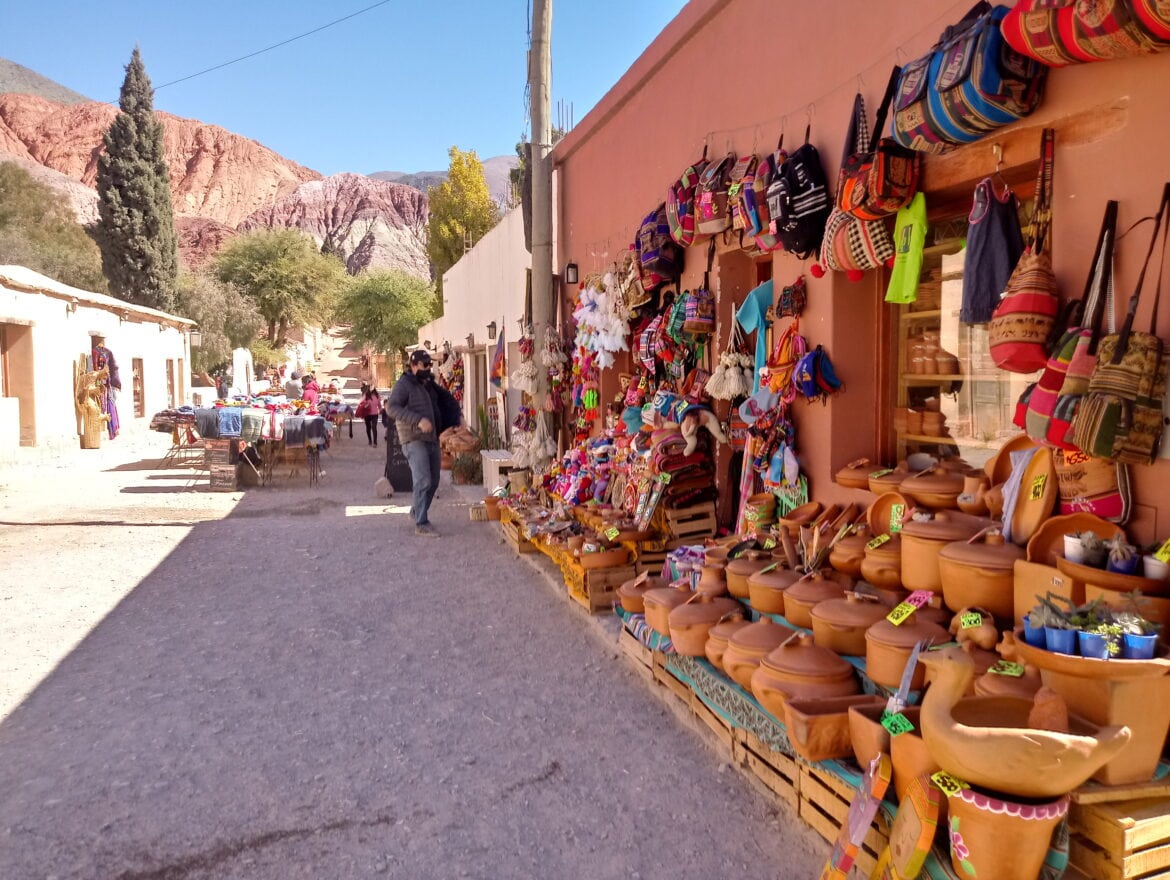Purmamarca: uno de los mejores destinos de Argentina - Viajeros Ocultos
