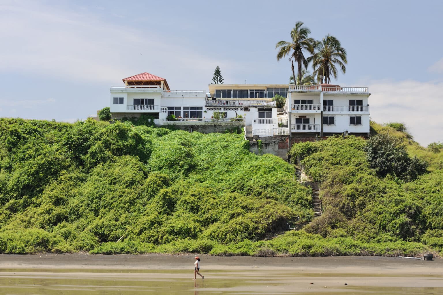 Descubre la ciudad de Manta, Ecuador - Viajeros Ocultos
