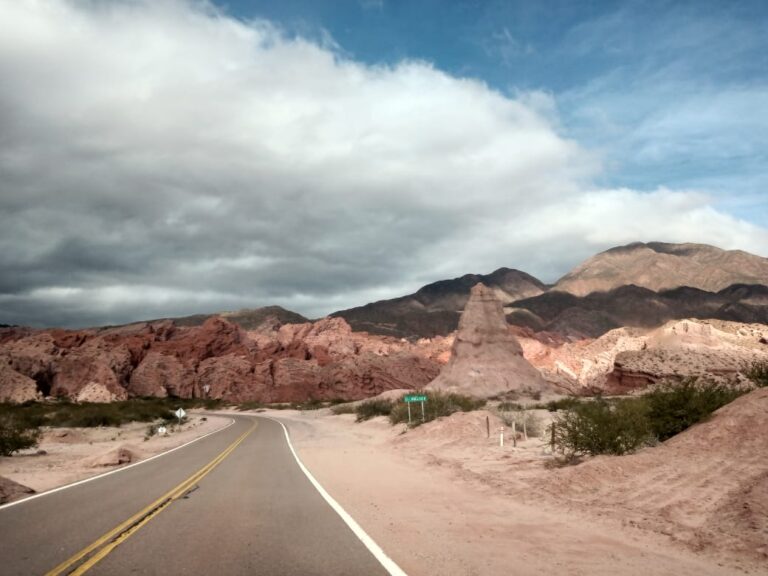 Descubre Salta y sus paisajes, Argentina - Viajeros Ocultos