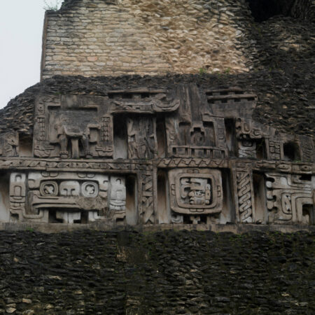 Ruinas mayas de Xunantunich Belice - Viajeros Ocultos