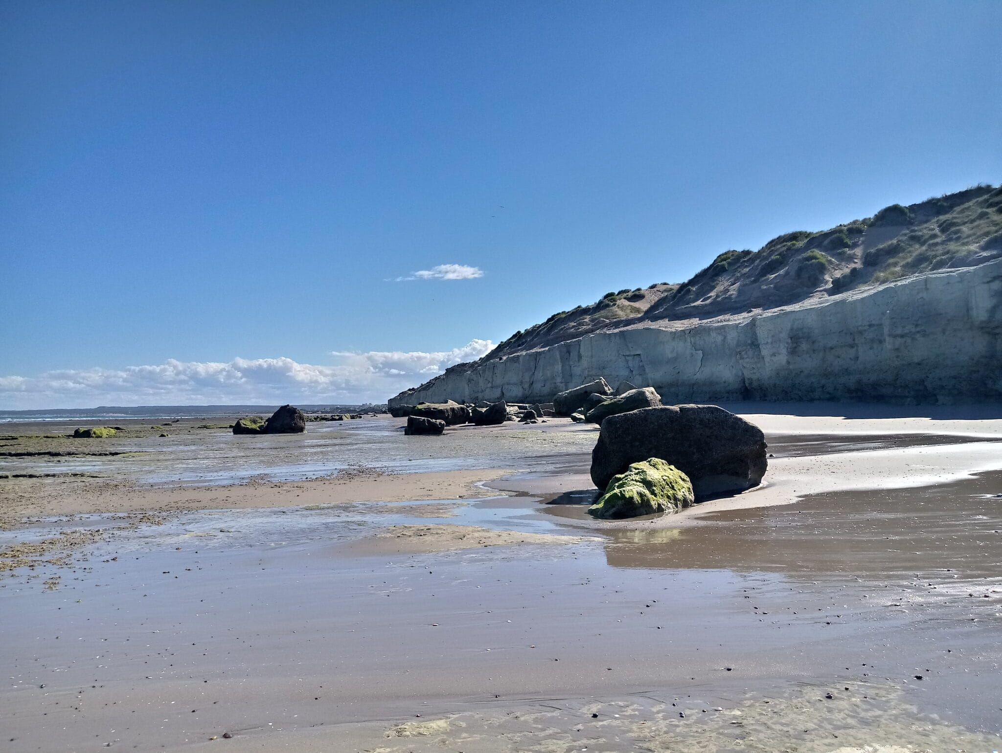 Guía completa de Las Grutas, Argentina - Viajeros Ocultos
