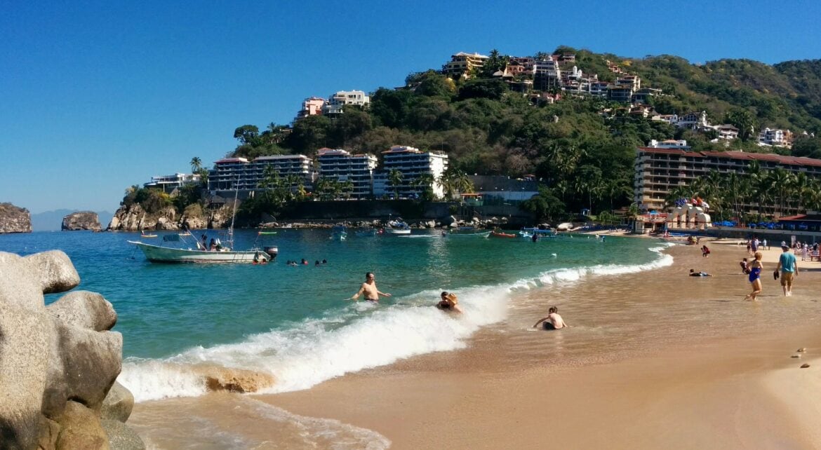 Mismaloya, la playa más linda de Puerto Vallarta - Viajeros Ocultos