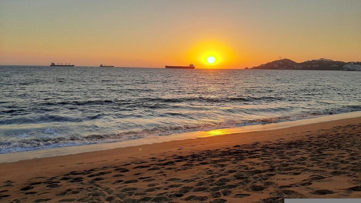 Playas de Manzanillo, Colima - Viajeros Ocultos