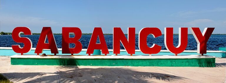 El encanto playero de Sabancuy - Viajeros Ocultos