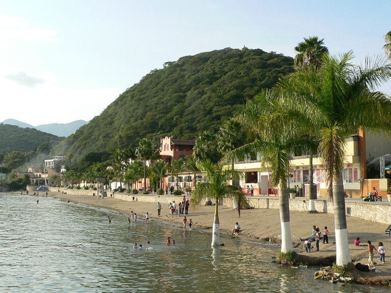 Recorrido por el lago de Chapala en México - Viajeros Ocultos