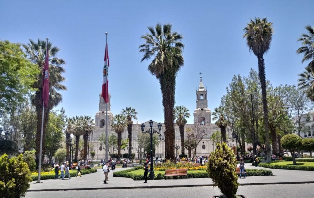 Arequipa, la Ciudad Blanca de Perú - Viajeros Ocultos