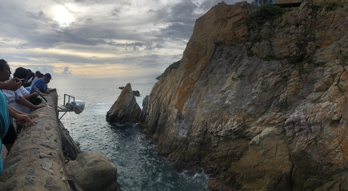Clavados en La Quebrada, Acapulco - Viajeros Ocultos